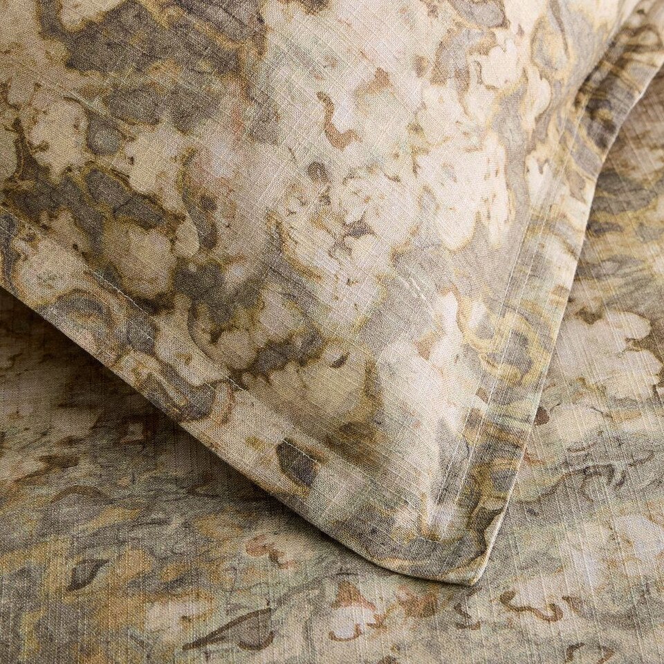 Abstract Hydrangea Quilt Cover & Pillowcases | West Elm Australia