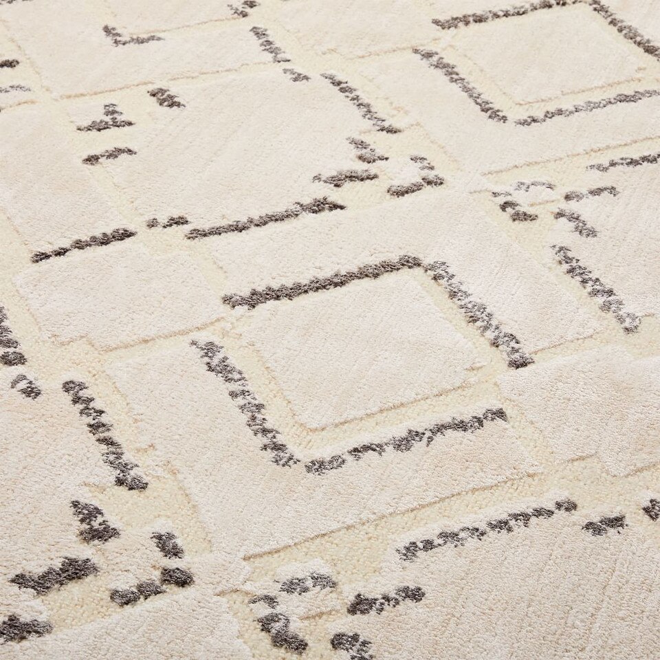 Dotted Lattice Rug | West Elm Australia