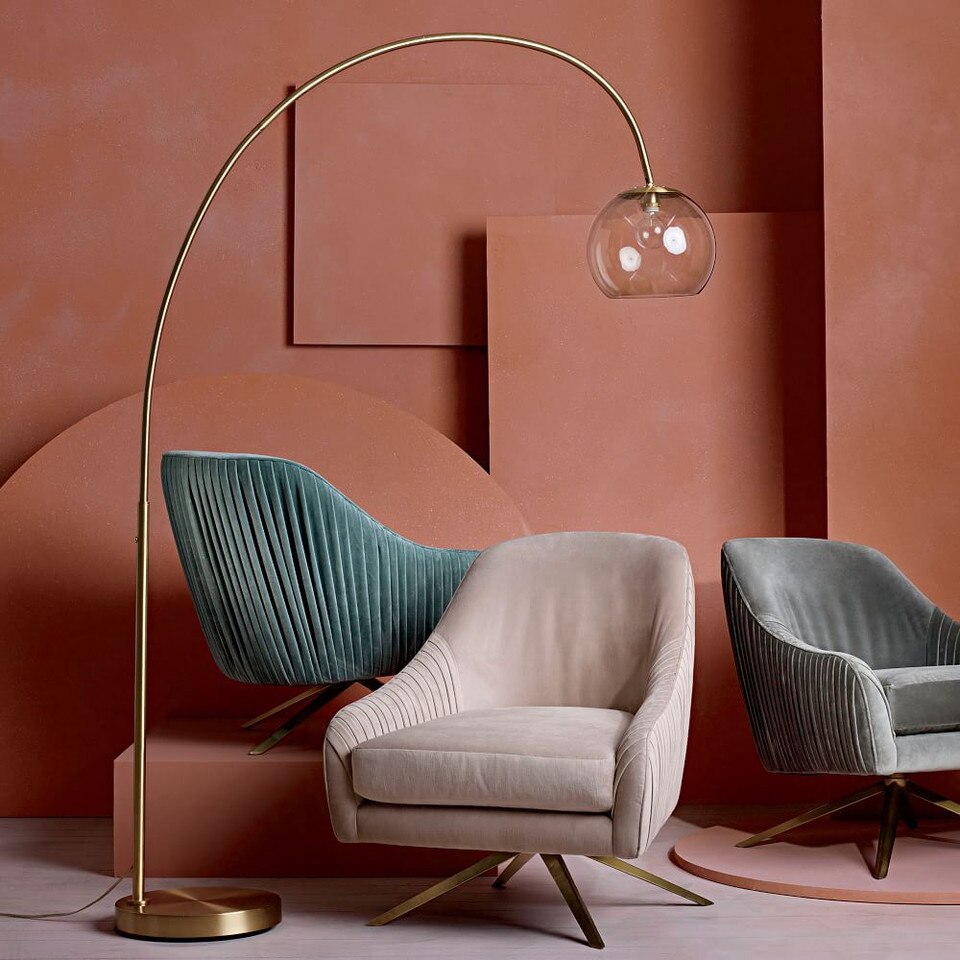Overarching Acrylic Shade Floor Lamp | west elm Australia