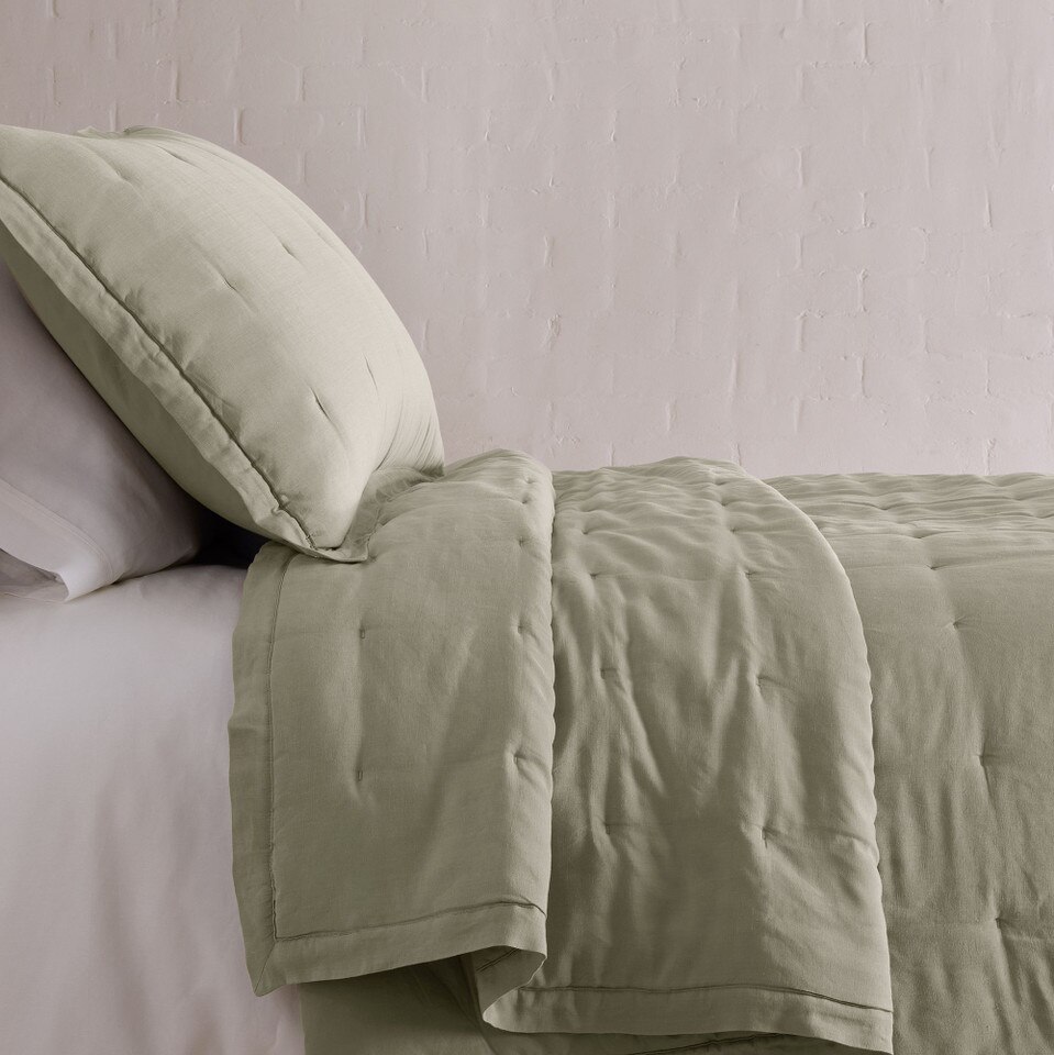 Signature TENCEL™ Linen Coverlet & Pillowcases - West Elm Australia