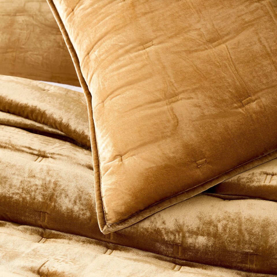 Lush Velvet Tack Stitch Coverlet & Pillowcases - West Elm Australia