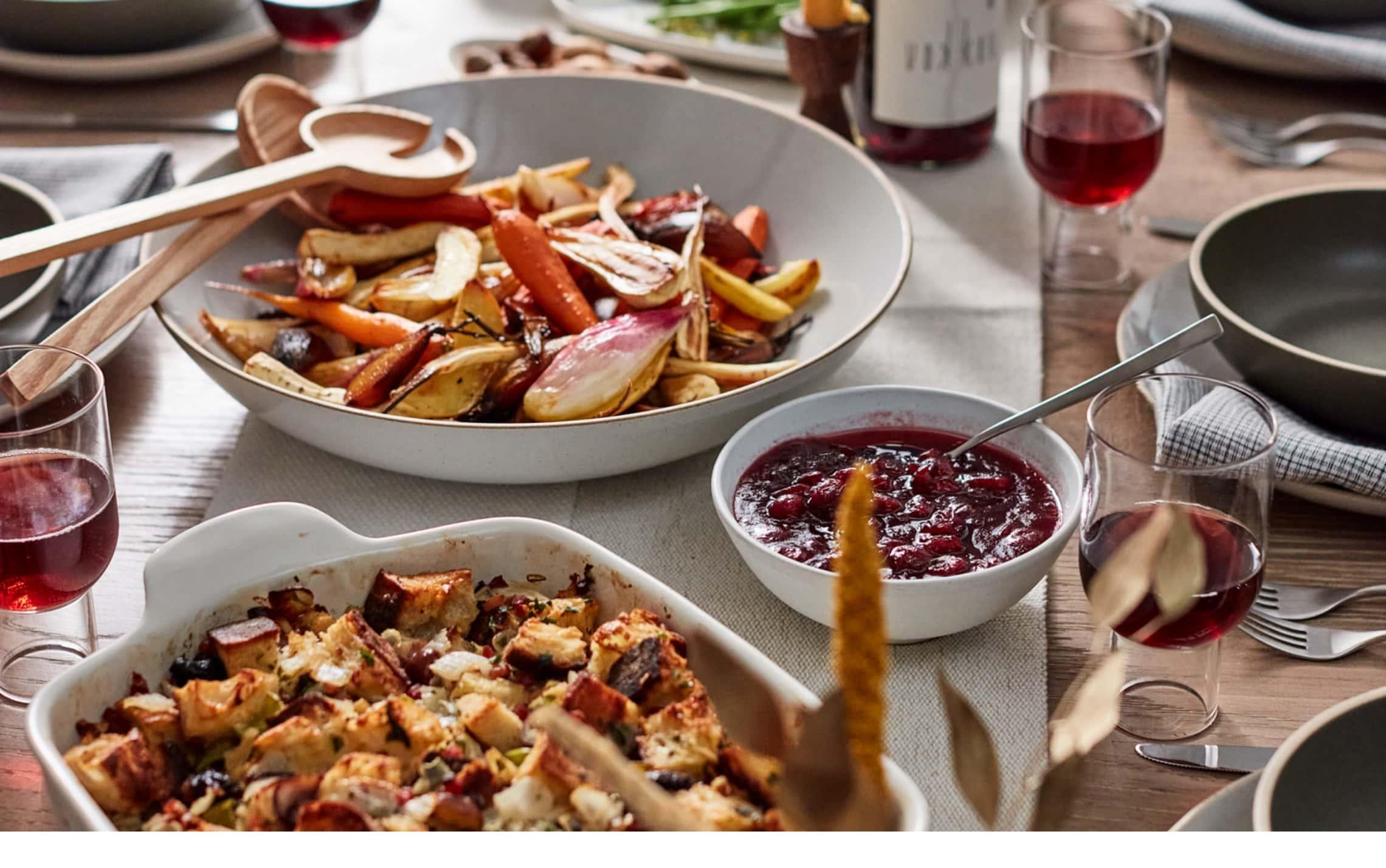 How To Host The Perfect Dinner Party - West Elm Australia